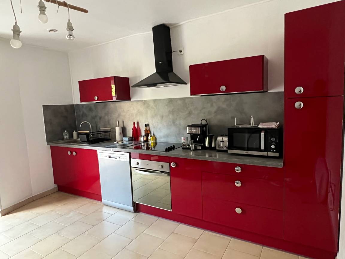 75 M² Gîte ∙ 2 Bedrooms ∙ 4 Guests - Alès