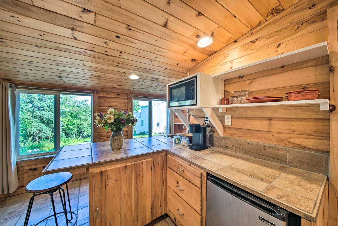65 M² Apartment ∙ 4 Guests - Crescent Beach, Owls Head