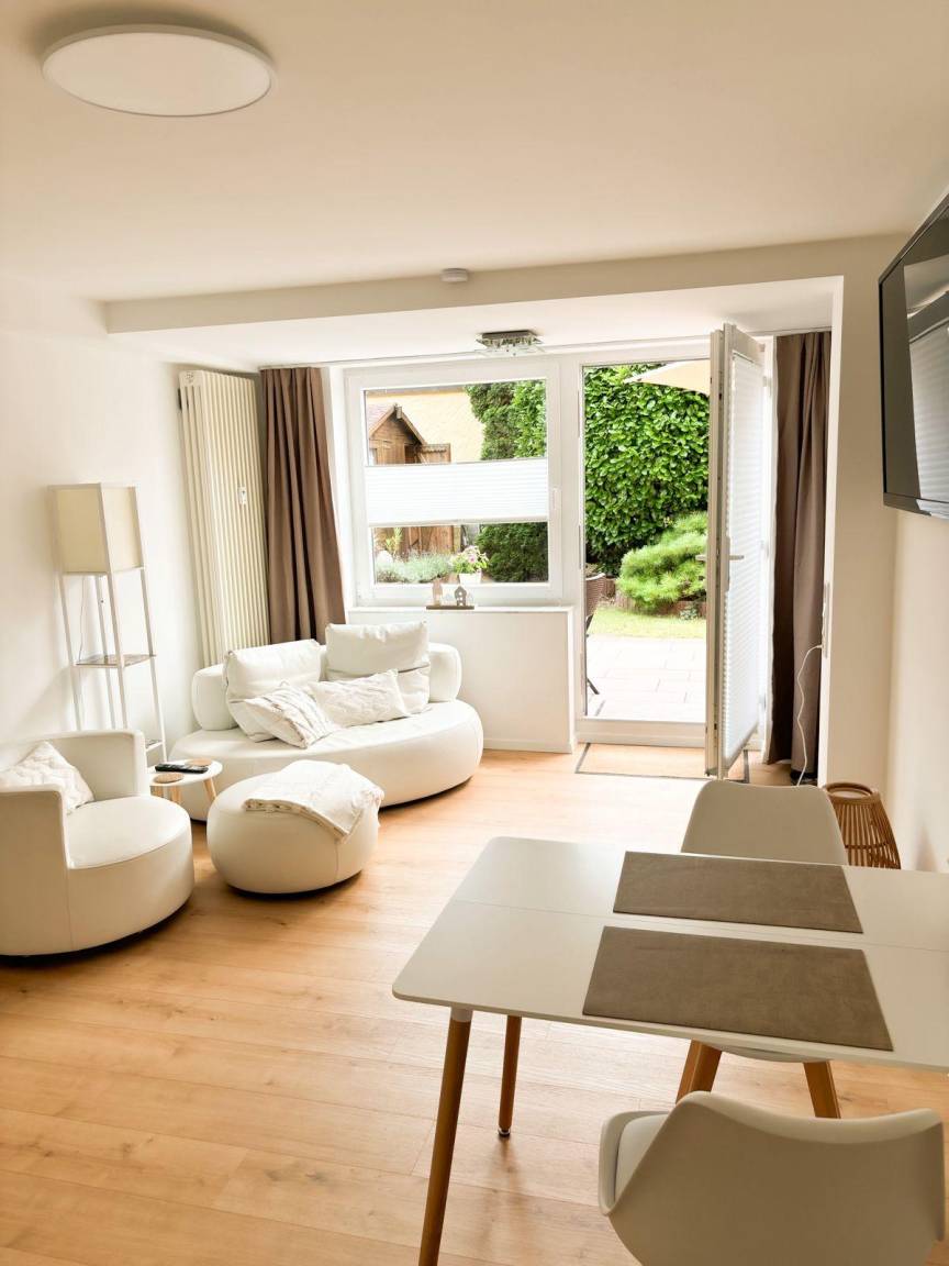 35 M² Ferienwohnung ∙ 1 Schlafzimmer ∙ 2 Gäste - Dahn