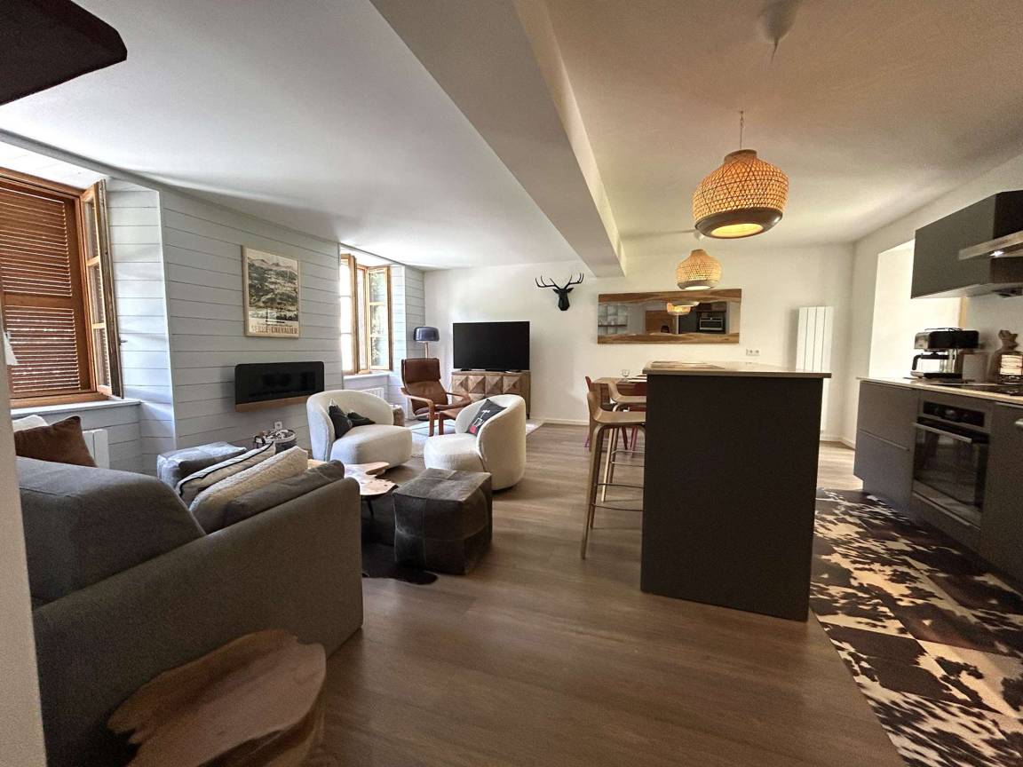 82 M² Huoneisto ∙ 3 Makuuhuonetta ∙ 6 Vierasta - Serre Chevalier