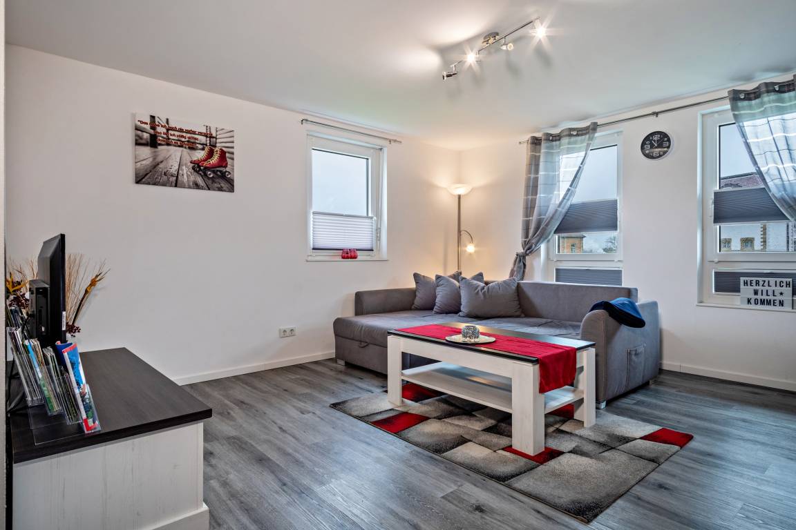 65 M² Ferienwohnung ∙ 2 Schlafzimmer ∙ 6 Gäste - Meßkirch