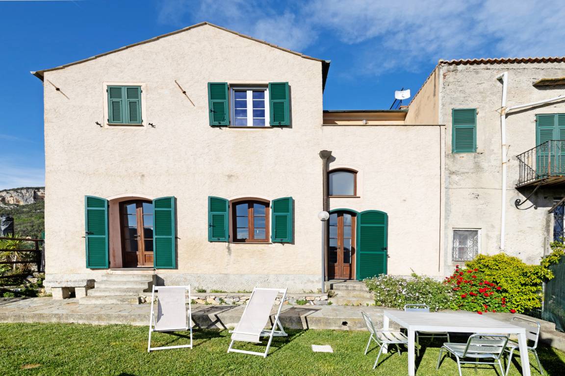 90 M² Appartement ∙ 1 Chambre ∙ 5 Personnes - Finale Ligure