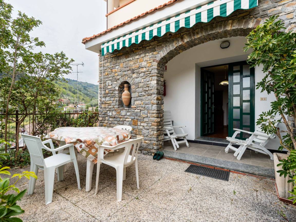 70 M² Apartment ∙ 2 Bedrooms ∙ 6 Guests - Diano Marina