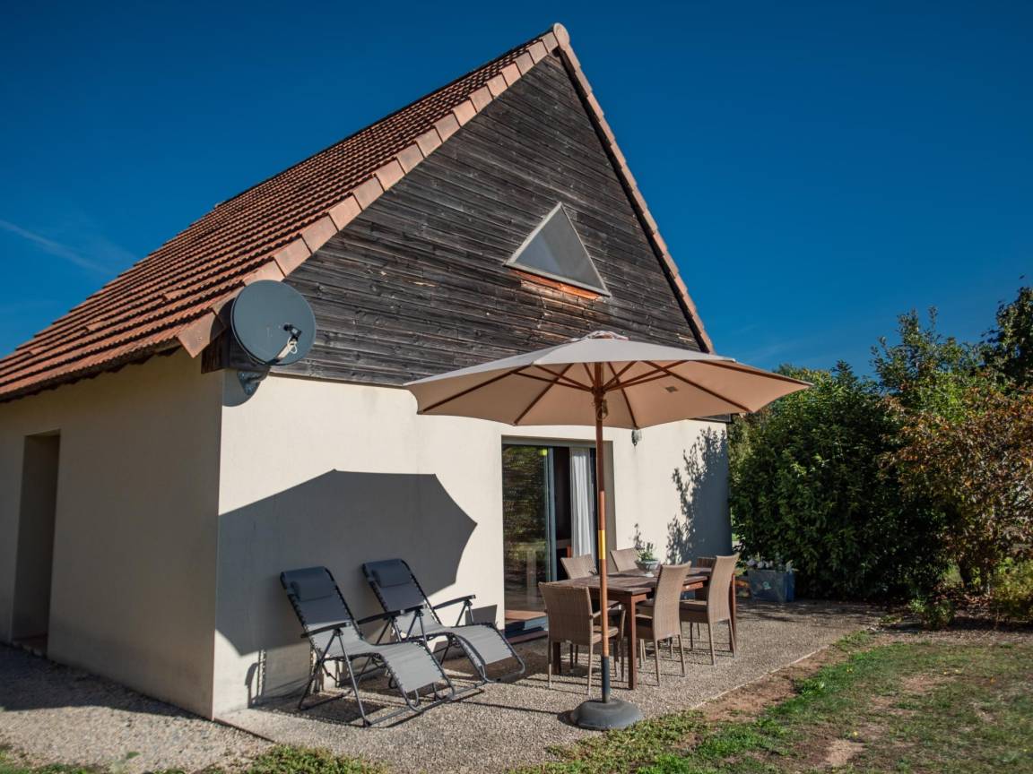 130 M² Dom ∙ 4 Sypialnie ∙ 8 Gości - Figeac