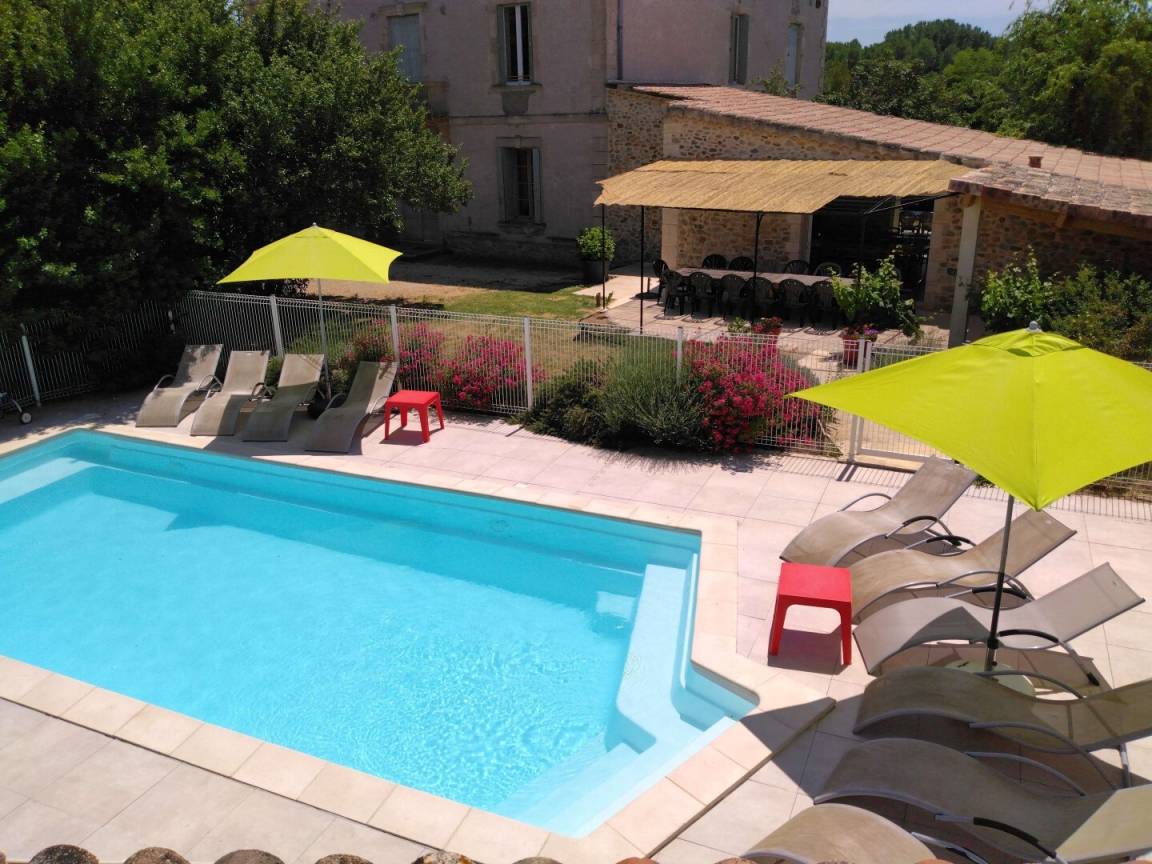 450 M² Gîte ∙ 10 Chambres ∙ 22 Personnes - Alès