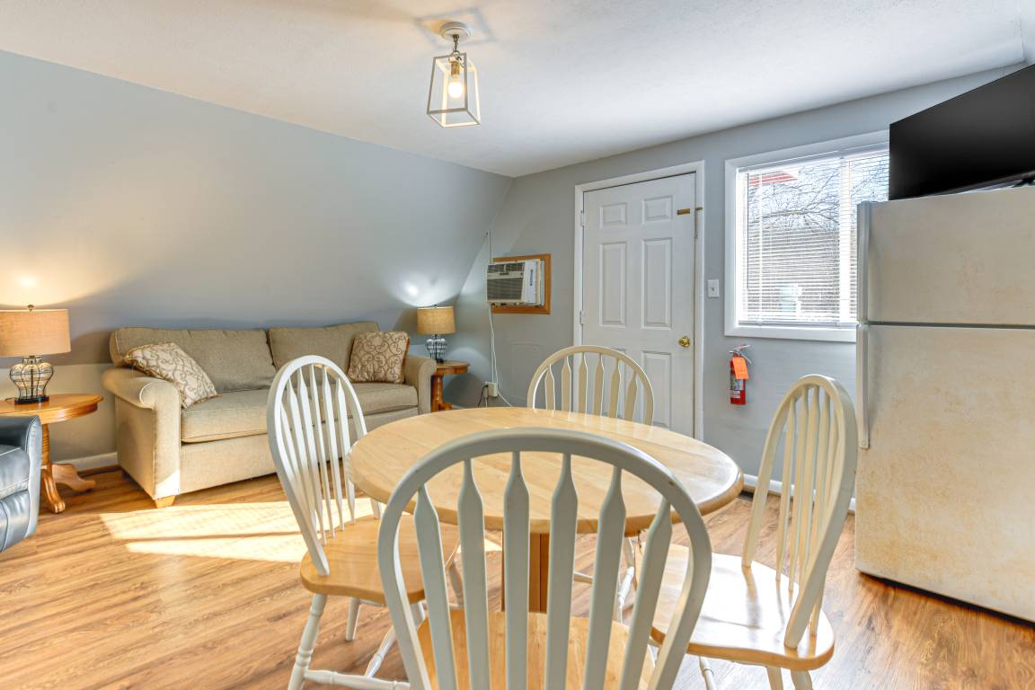 75 M² Apartment ∙ 1 Bedroom ∙ 6 Guests - Maggie Valley, NC