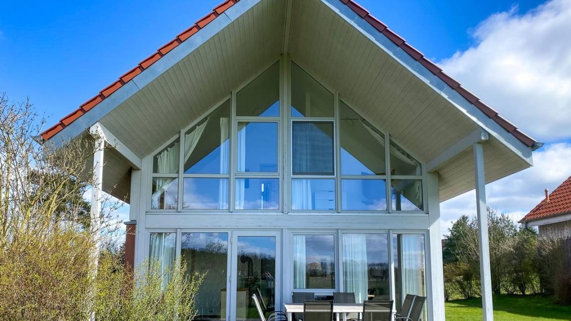 112 M² Ferienhaus ∙ 4 Schlafzimmer ∙ 8 Gäste - Waren (Müritz)