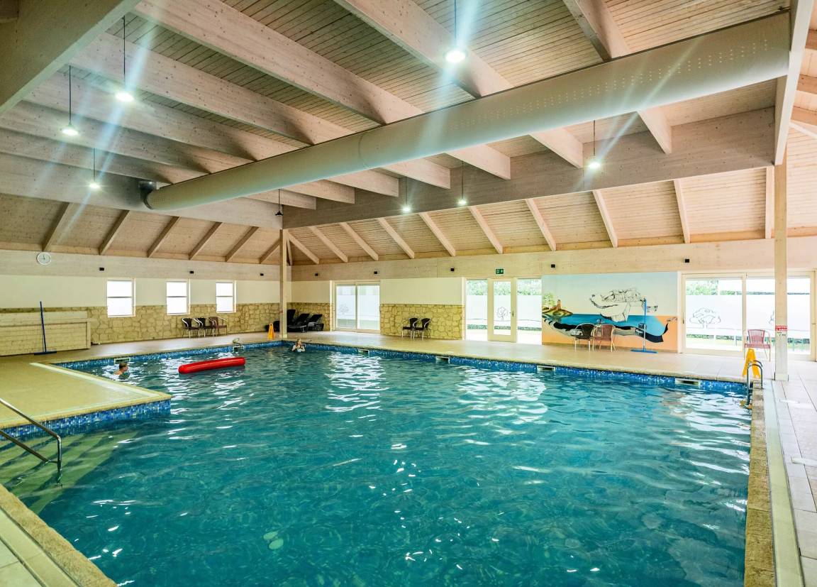 32 M² Caravan ∙ 3 Bedrooms ∙ 6 Guests - Lemmer