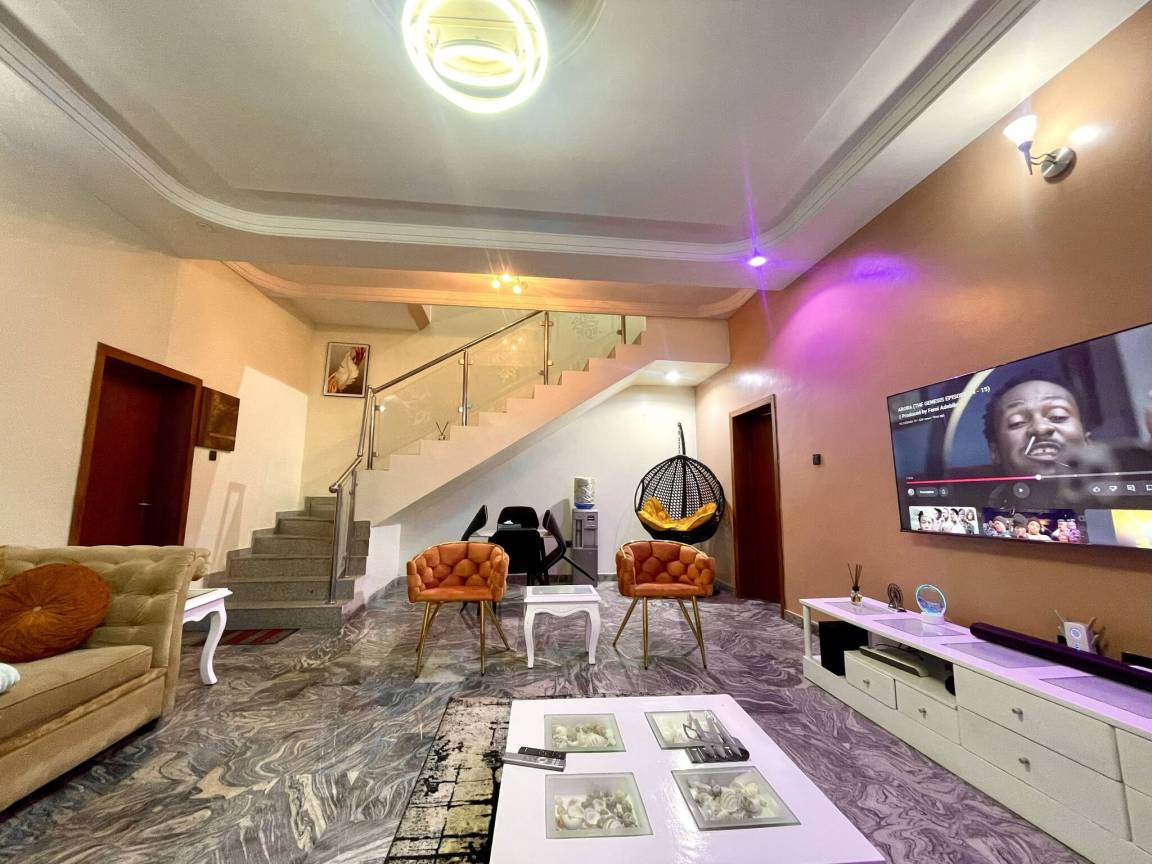 350 M² Maison De Vacances ∙ 4 Chambres ∙ 12 Personnes - Lagos, Nigeria