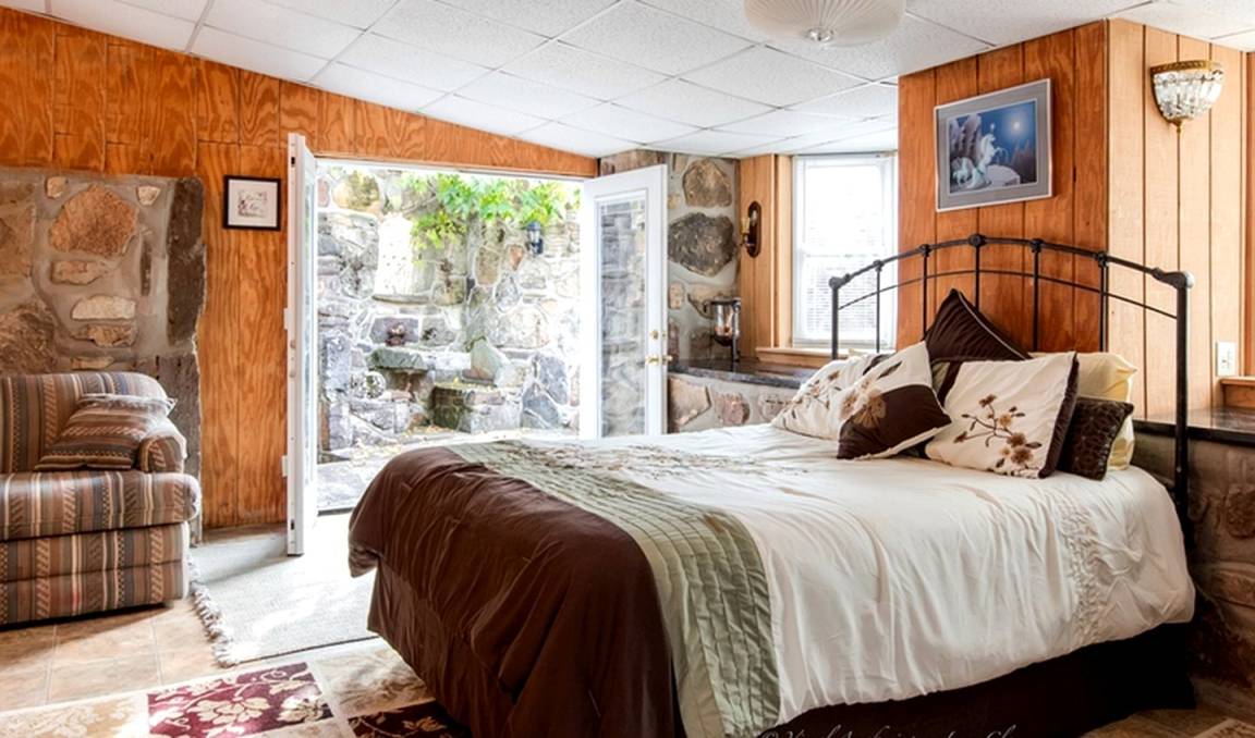 House ∙ 1 Bedroom ∙ 4 Guests - Omaha, AR