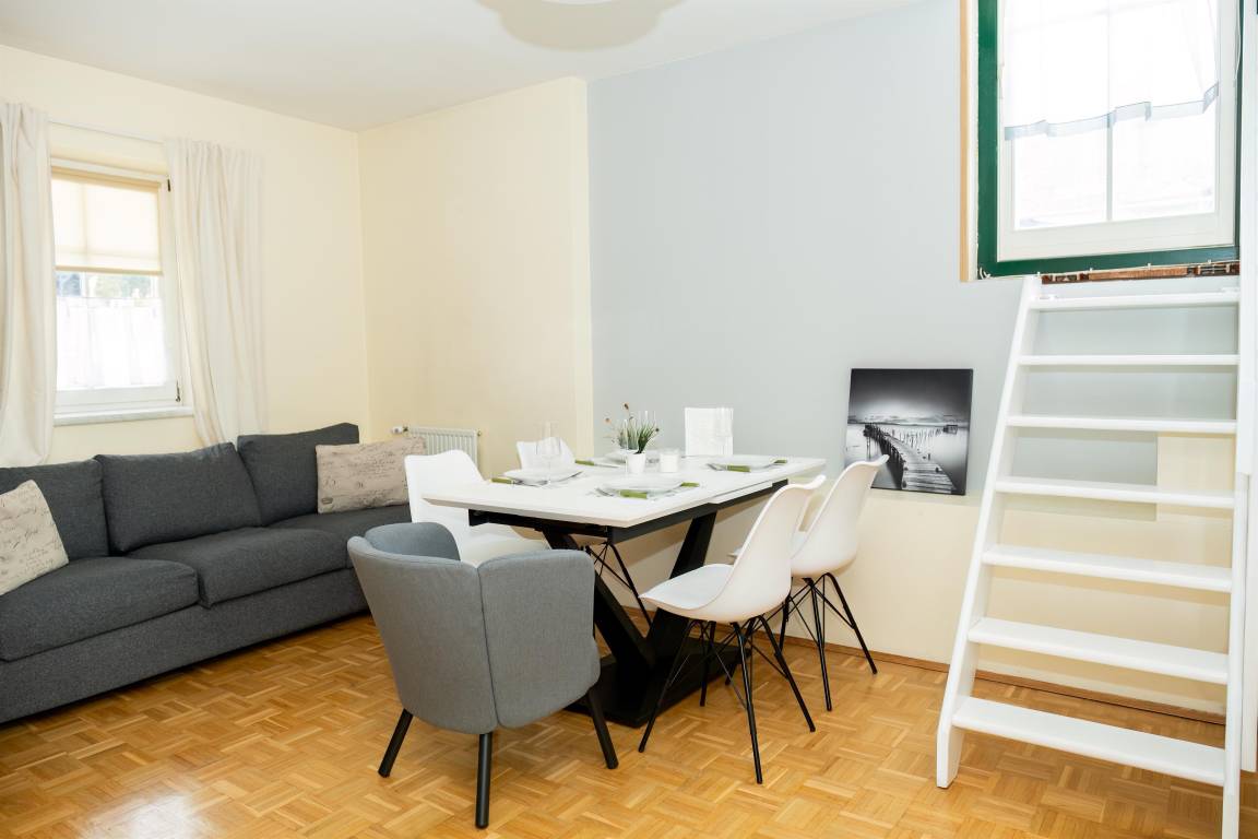 73 M² Ferienwohnung ∙ 2 Schlafzimmer ∙ 4 Gäste - Semmering