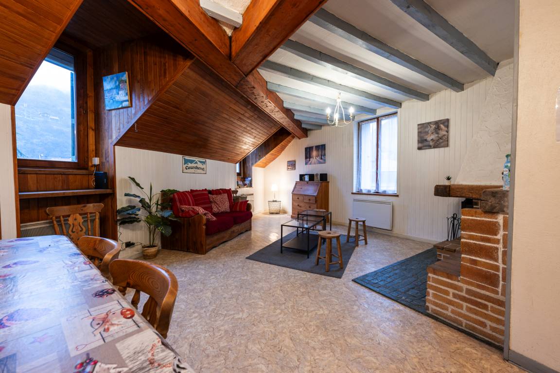 100 M² Appartement ∙ 2 Chambres ∙ 6 Personnes - Moutiers