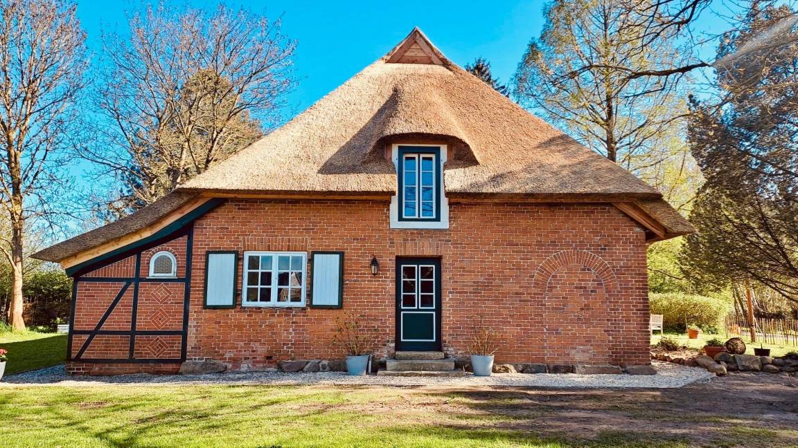 75 M² Ferienwohnung ∙ 2 Schlafzimmer ∙ 5 Gäste - Malente