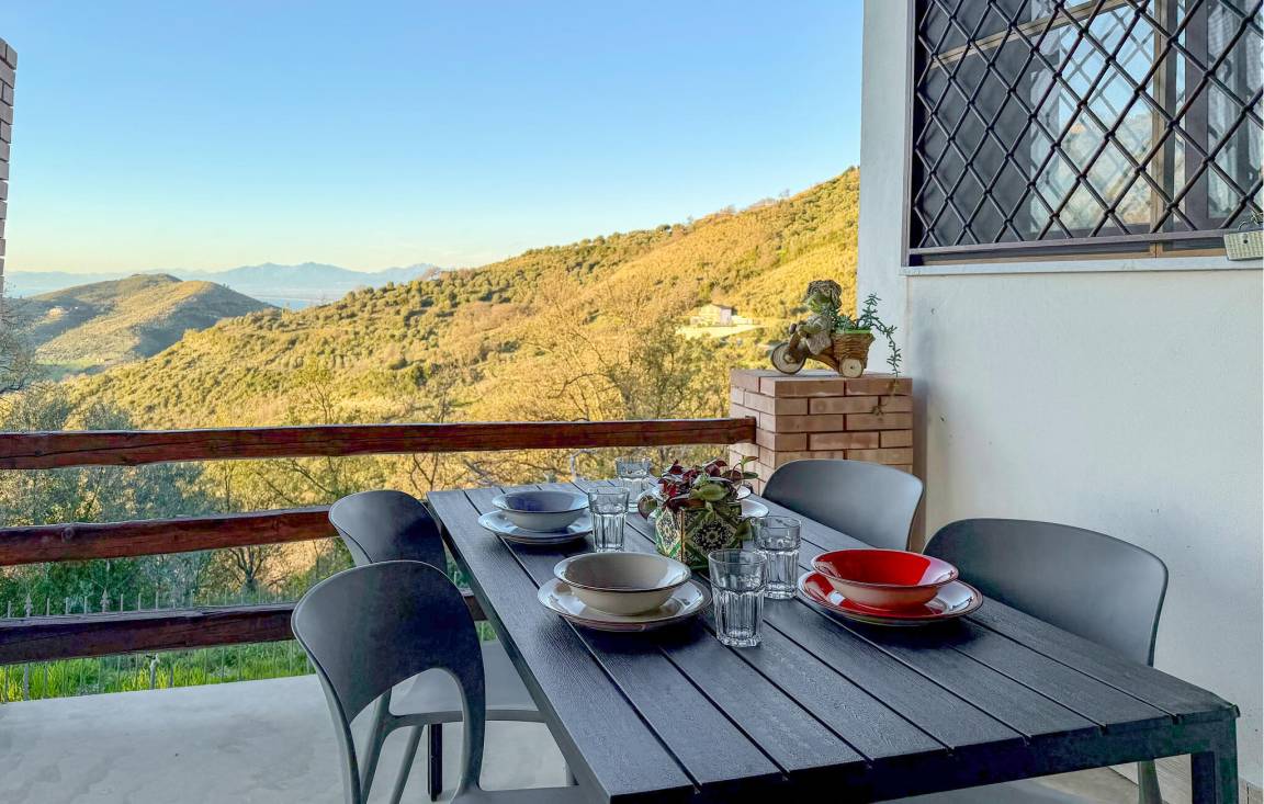 110 M² Apartamento ∙ 3 Habitaciones ∙ 6 Huéspedes - San Mauro Cilento