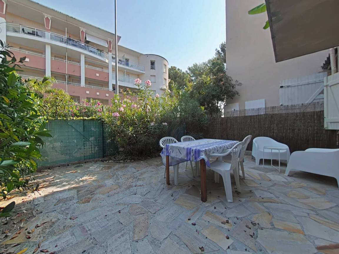 40 M² Appartement ∙ 1 Chambre ∙ 4 Personnes - Hyères