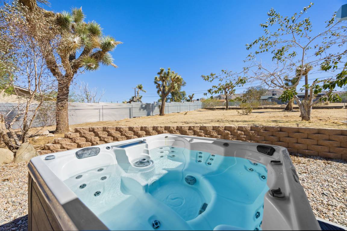 House ∙ 3 Bedrooms ∙ 6 Guests - Joshua Tree, CA