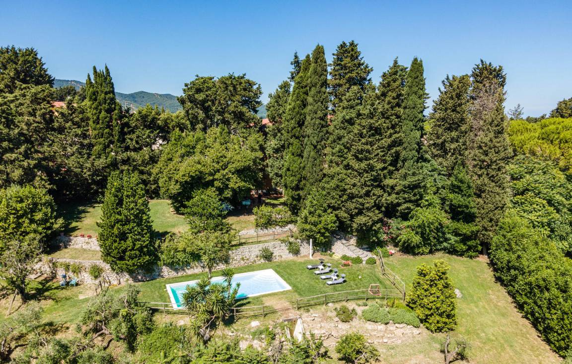 80 M² Ferienwohnung ∙ 2 Schlafzimmer ∙ 5 Gäste - Livorno