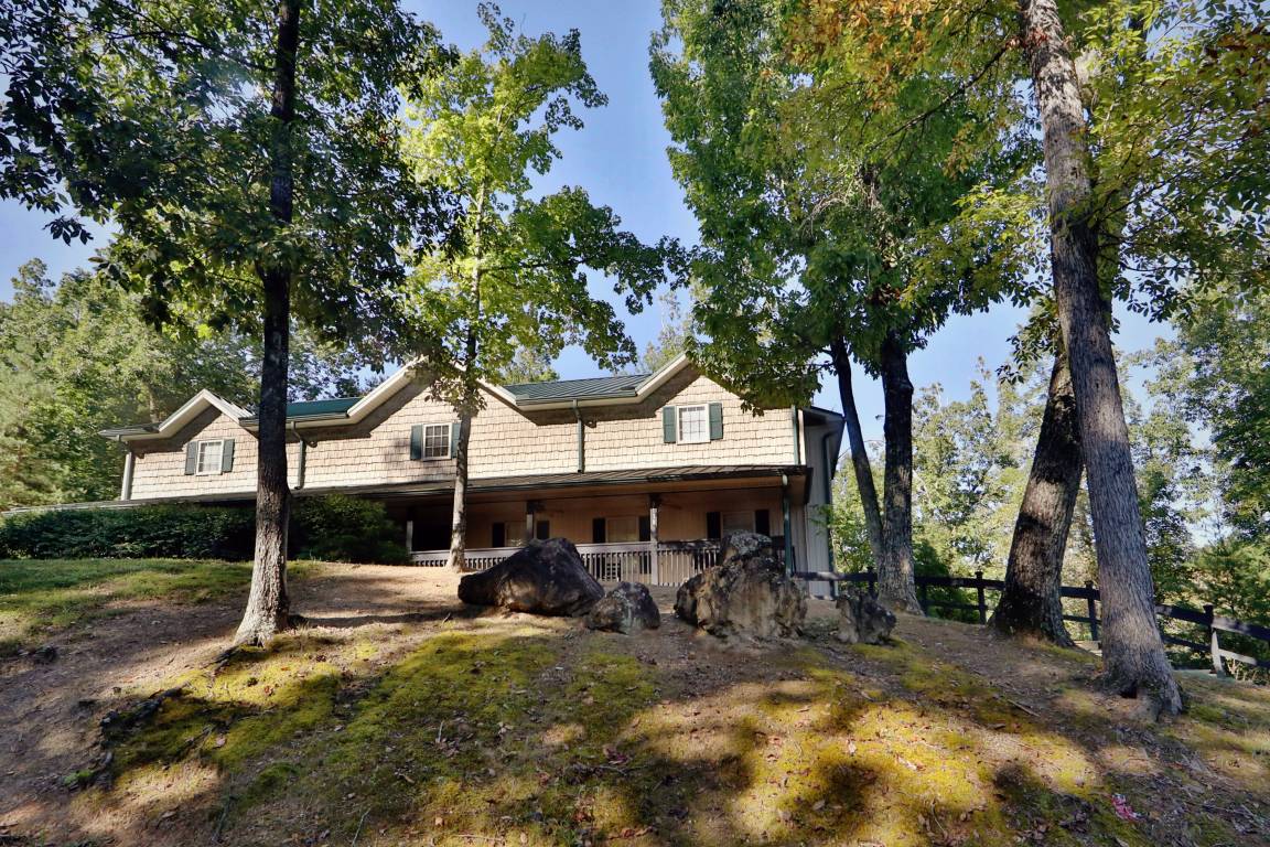 886 M² Chalet ∙ 15 Habitaciones ∙ 50 Huéspedes - Gatlinburg, TN