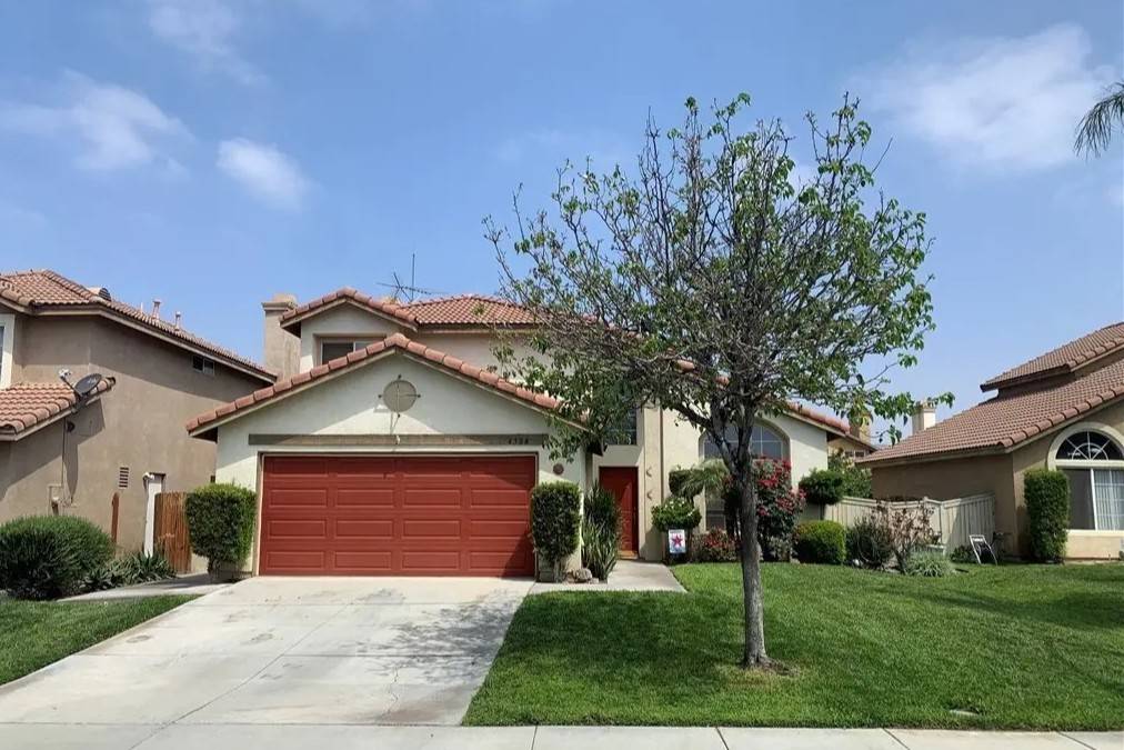 170 M² Talo ∙ 4 Makuuhuonetta ∙ 8 Vierasta - Riverside, CA