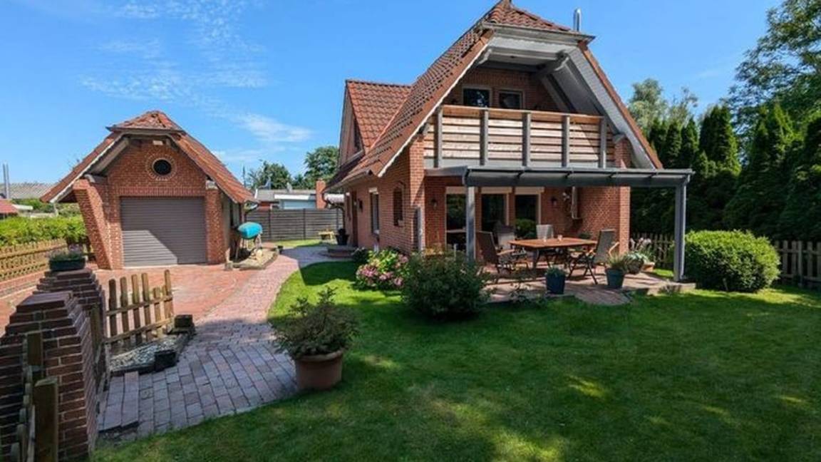 60 M² Dom ∙ 1 Sypialnia ∙ 3 Gości - Emden