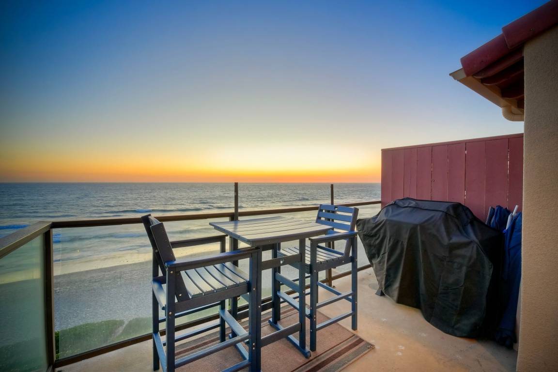 Condo ∙ 1 Bedroom ∙ 3 Guests - Carlsbad, CA