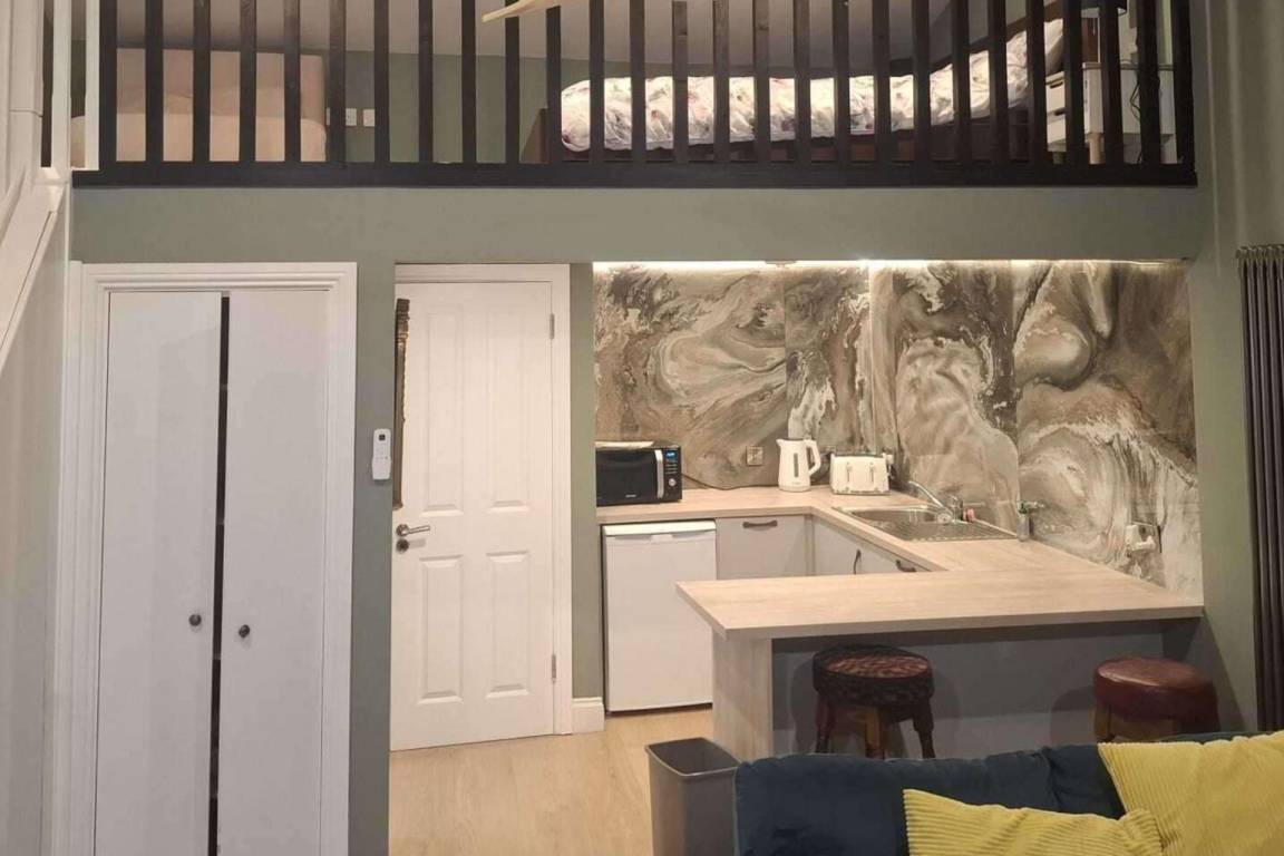 40 M² Studio Flat ∙ 1 Bedroom ∙ 4 Guests - Naas