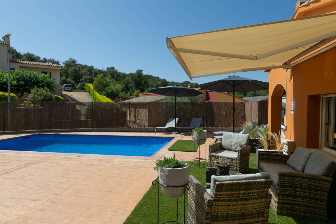 119 M² Villa ∙ 4 Slaapkamers ∙ 8 Gasten - Palamós