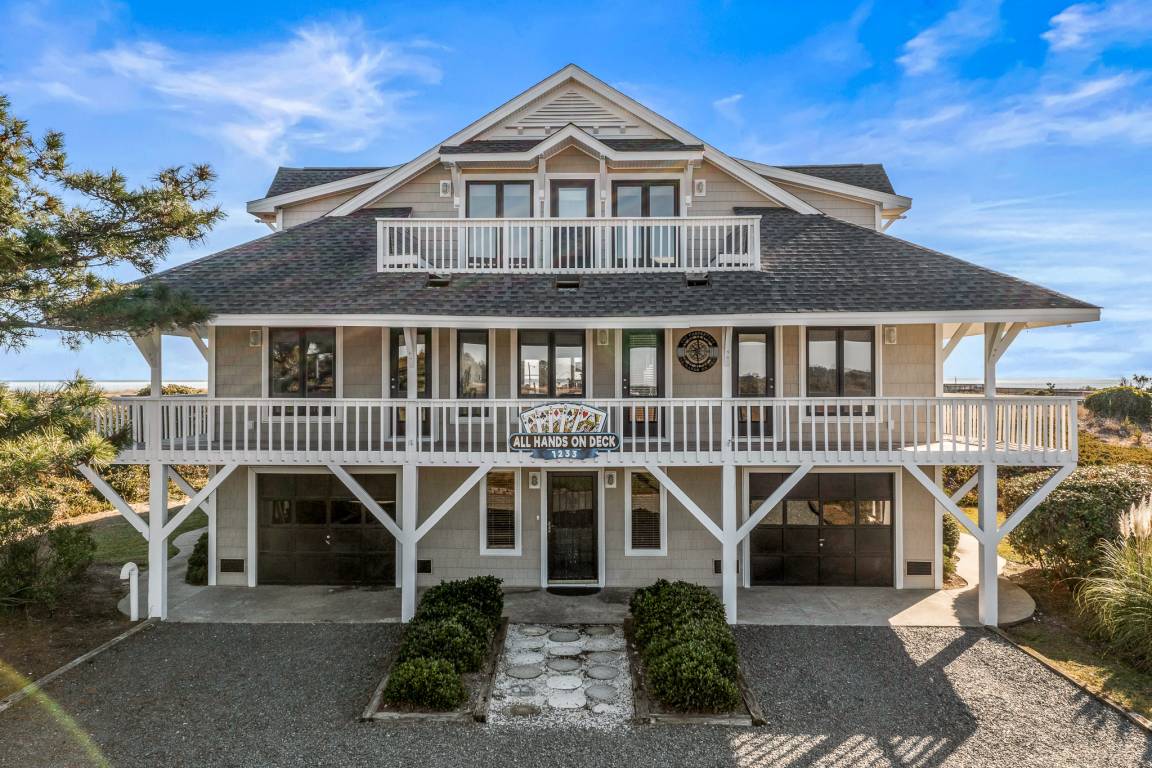 343 M² House ∙ 5 Bedrooms ∙ 20 Guests - Holden Beach, NC