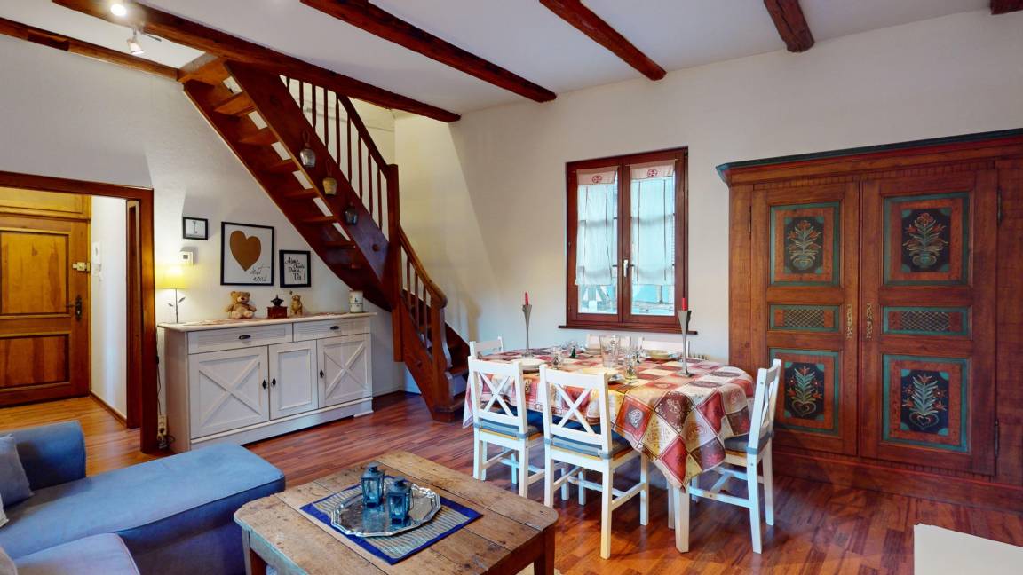 45 M² Ferienwohnung ∙ 2 Schlafzimmer ∙ 6 Gäste - Eguisheim