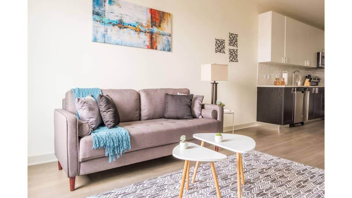 Apartment ∙ 1 Bedroom ∙ 2 Guests - Louisville, KY