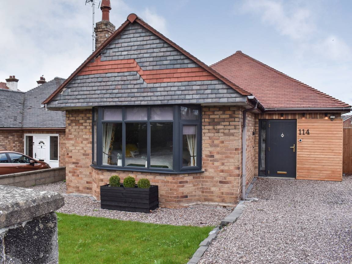 Cottage ∙ 3 Bedrooms ∙ 6 Guests - Prestatyn