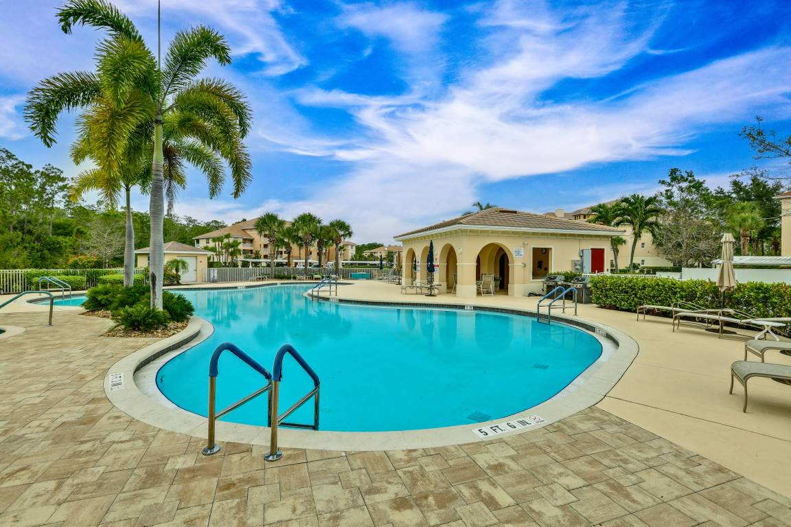 111 M² Apartment ∙ 2 Bedrooms ∙ 4 Guests - Fort Myers, FL