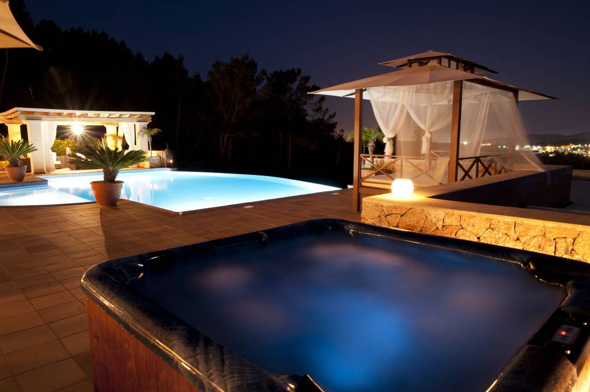 750 M² Villa ∙ 6 Bedrooms ∙ 12 Guests - Ibiza