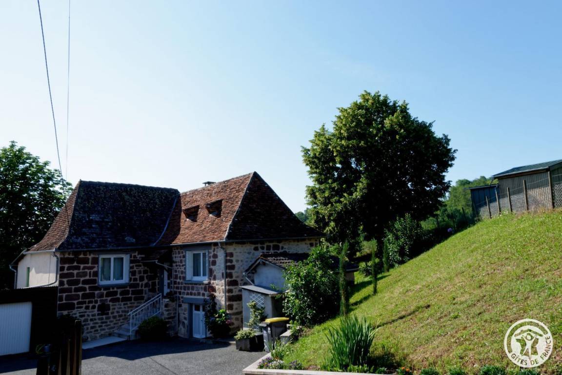 85 M² Gîte ∙ 2 Chambres ∙ 4 Personnes - Corrèze