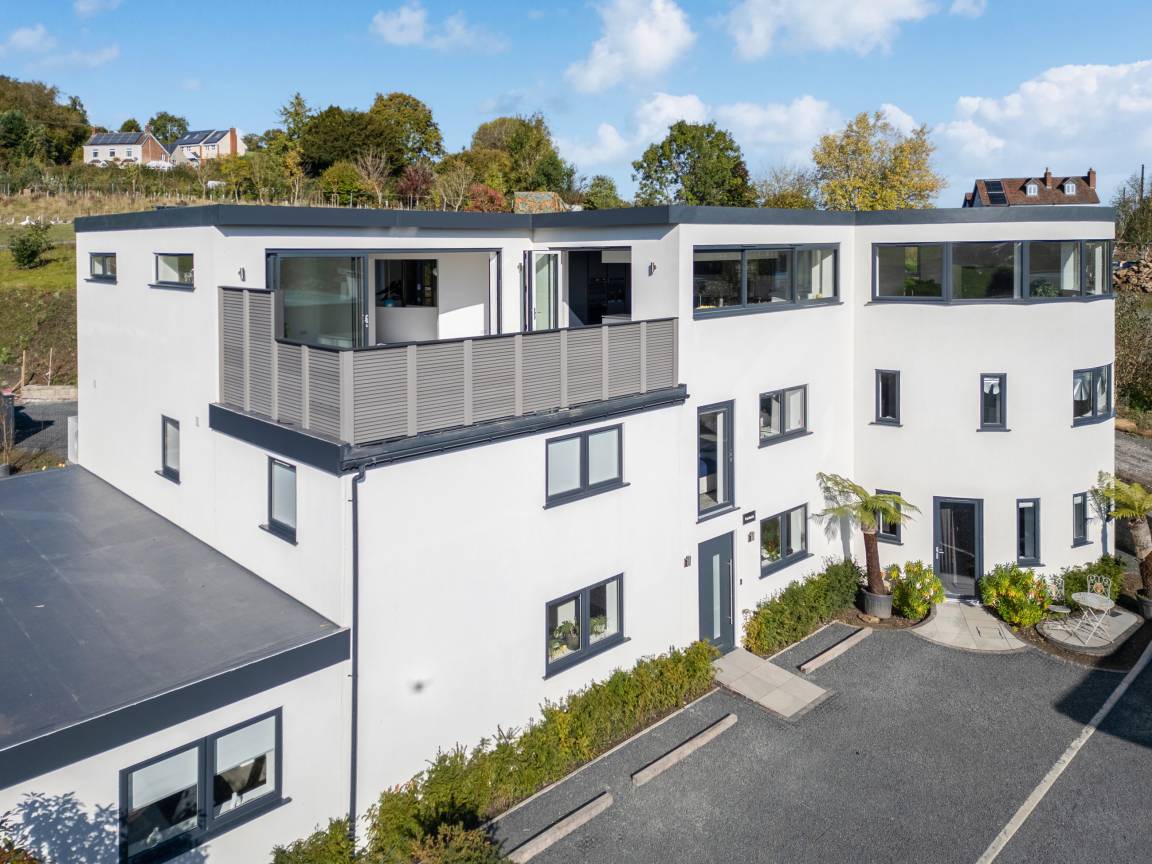 Cottage ∙ 3 Bedrooms ∙ 10 Guests - Worcester, UK