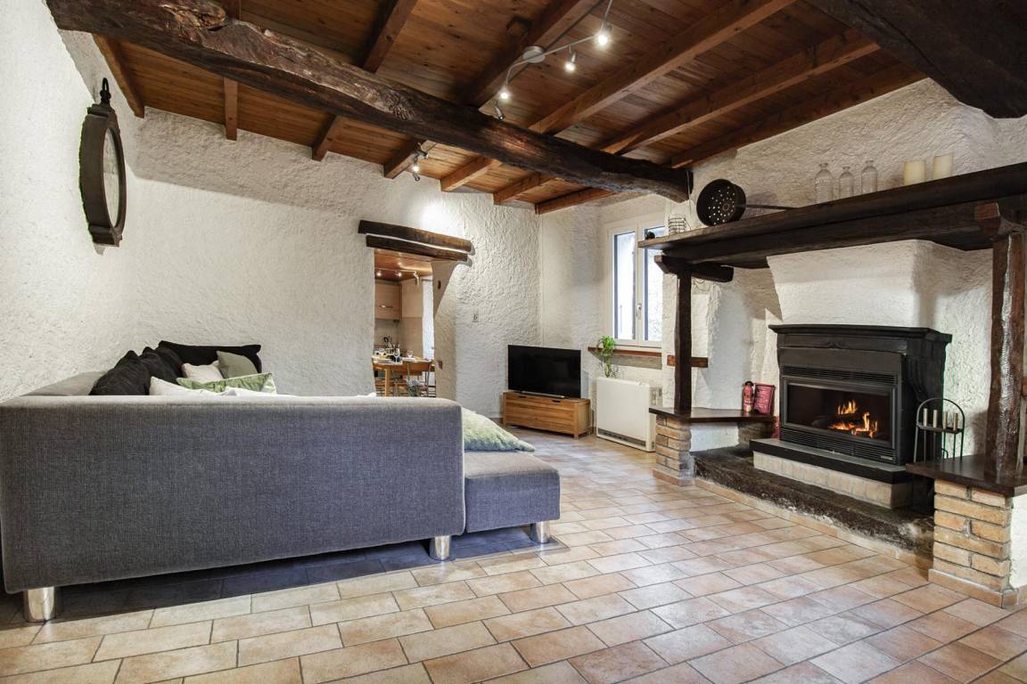 100 M² House ∙ 2 Bedrooms ∙ 6 Guests - Rovio