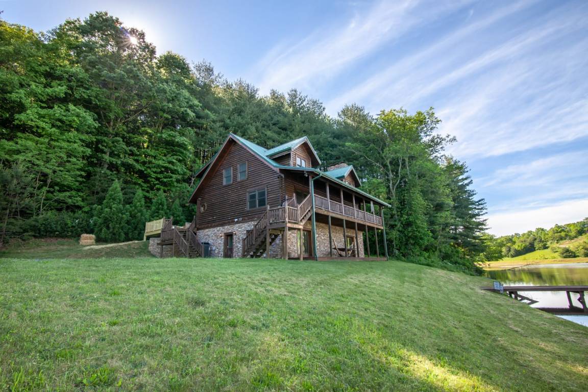 320 M² Cabin ∙ 5 Bedrooms ∙ 15 Guests - New River State Park, Laurel Springs