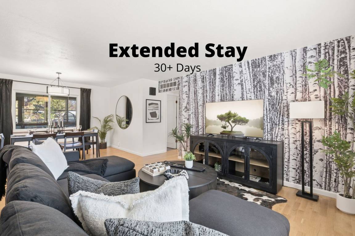 102 M² House ∙ 3 Bedrooms ∙ 6 Guests - Fort Collins, CO