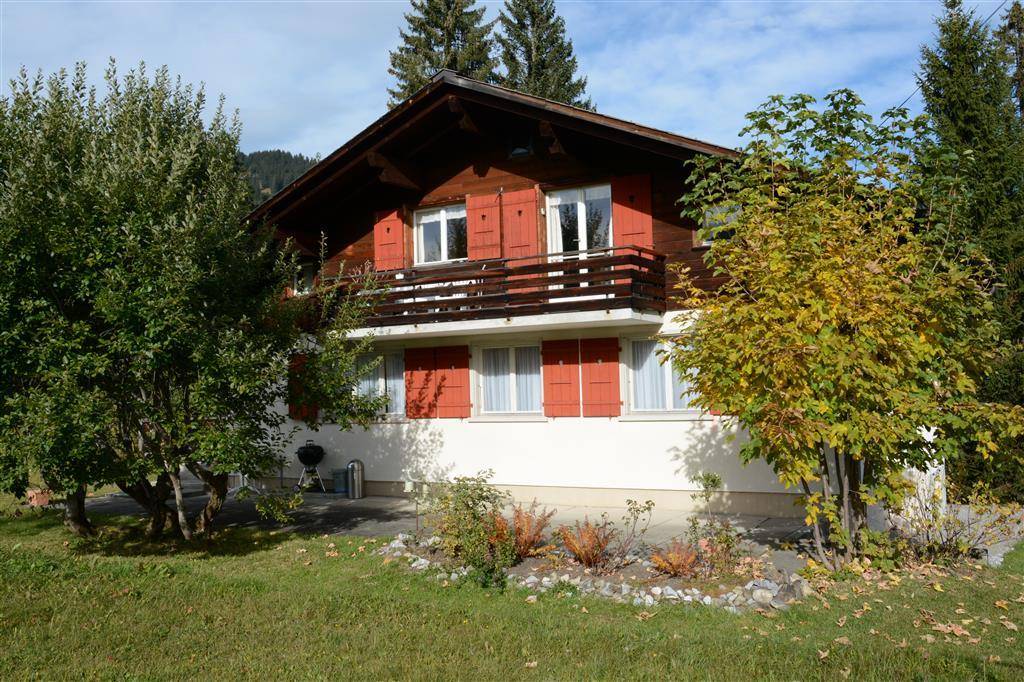 80 M² Apartment ∙ 3 Bedrooms ∙ 6 Guests - Saanen