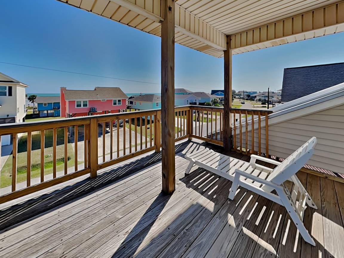 156 M² House ∙ 4 Bedrooms ∙ 8 Guests - West Beach, TX