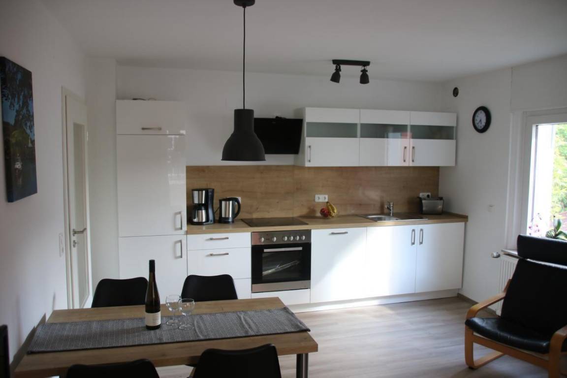 60 M² Apartment ∙ 2 Bedrooms ∙ 4 Guests - Hahn