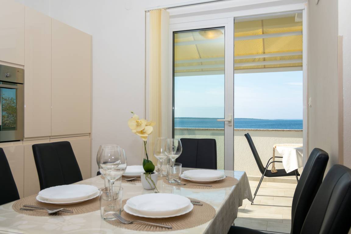 64 M² Apartment ∙ 2 Bedrooms ∙ 6 Guests - Mandre