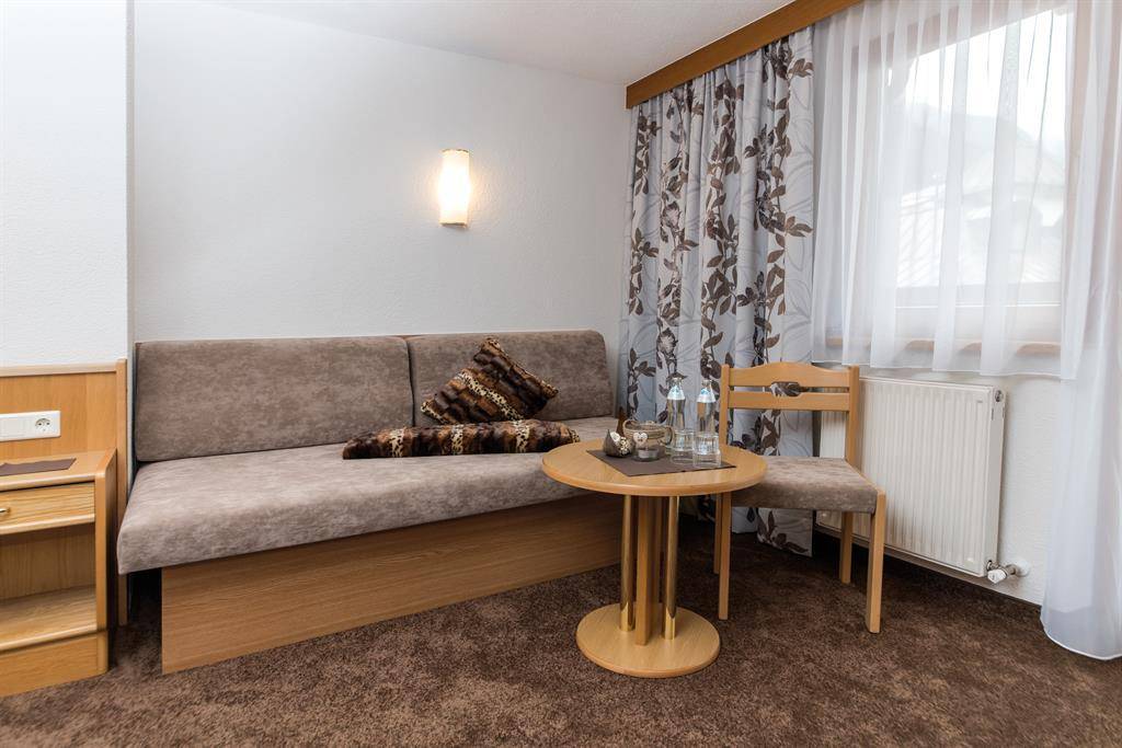 29 M² Hotel ∙ 1 Camera Da Letto ∙ 3 Ospiti - Ischgl