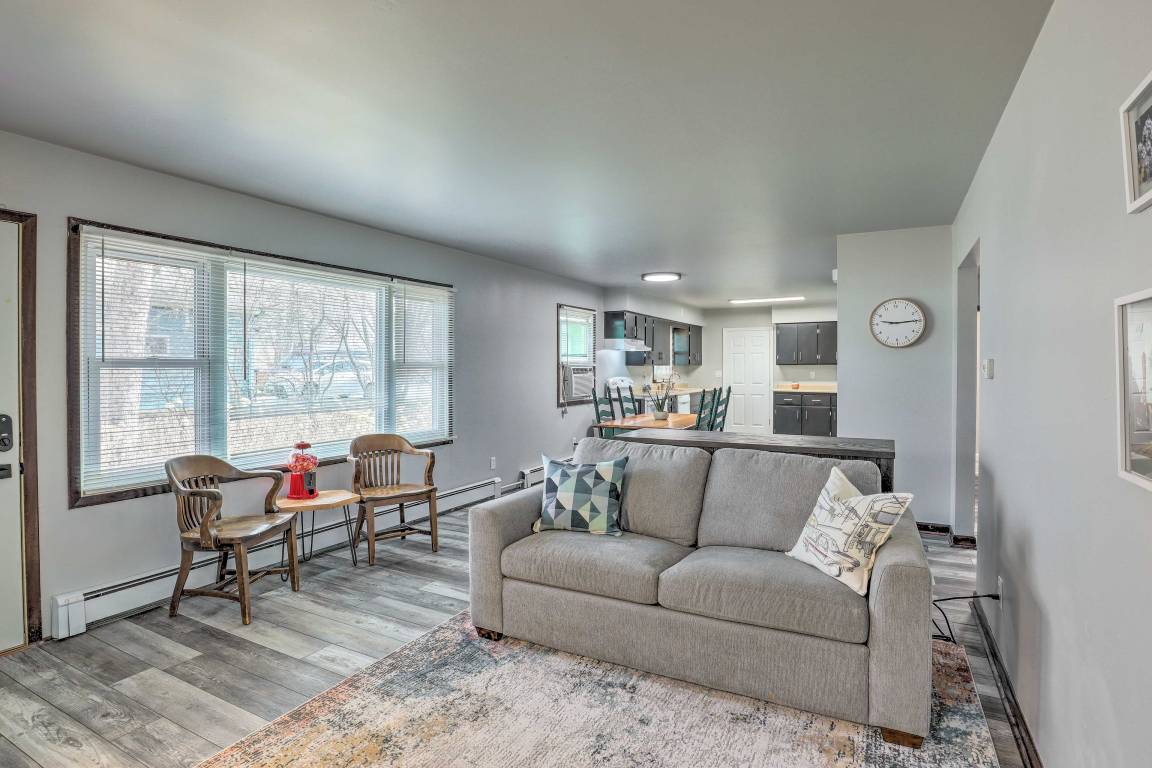 111 M² House ∙ 3 Bedrooms ∙ 8 Guests - Madison, WI