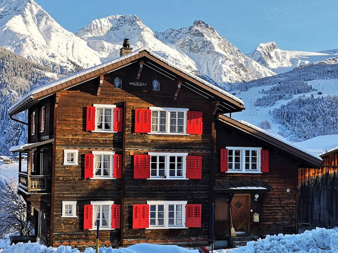 74 M² Ferienwohnung ∙ 1 Schlafzimmer ∙ 8 Gäste - Sedrun
