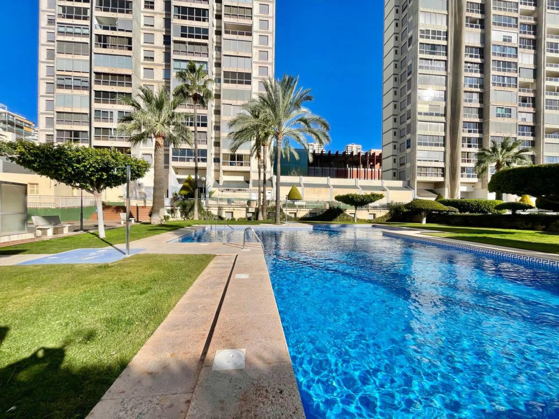 80 M² Appartement ∙ 2 Chambres ∙ 4 Personnes - Benidorm