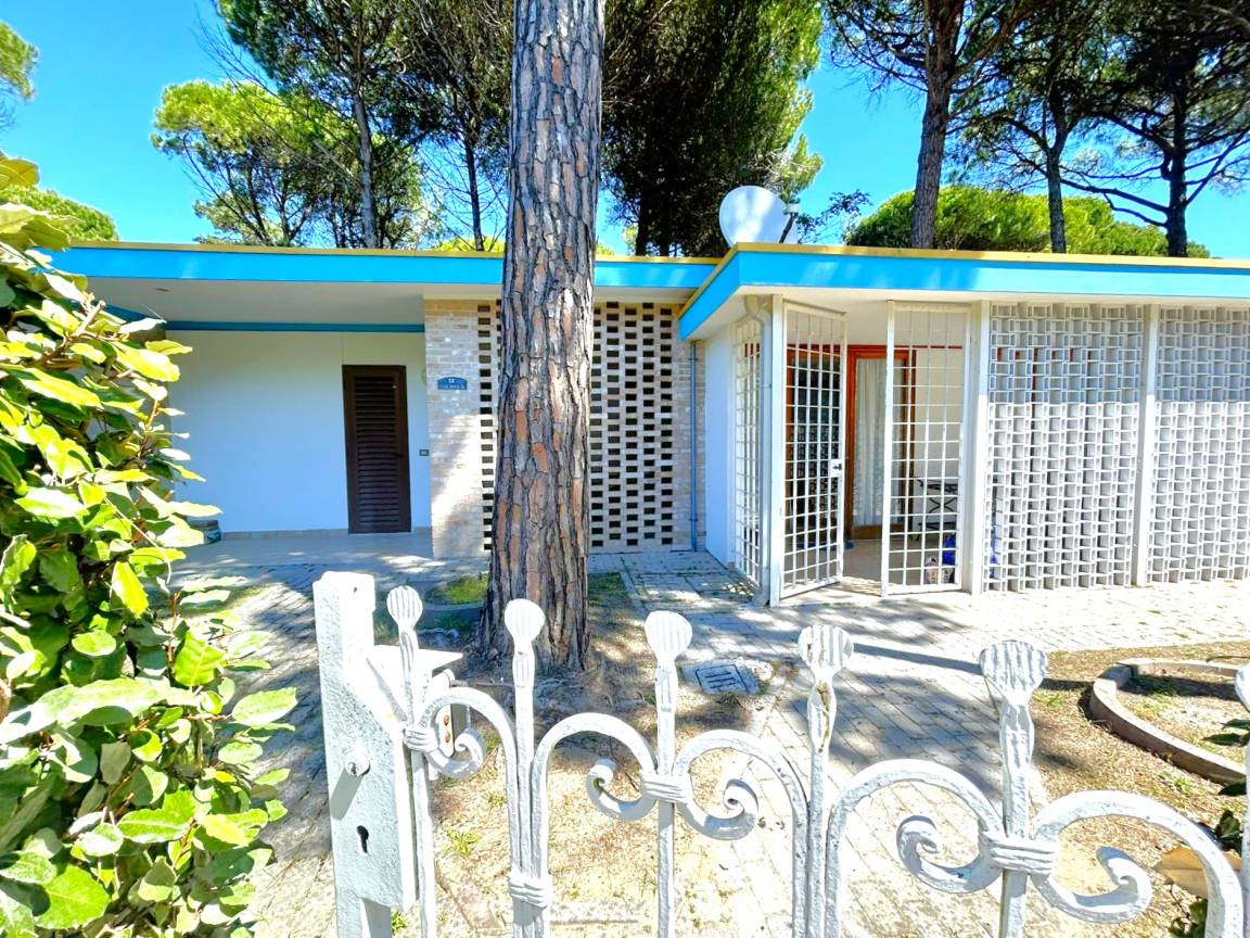 Bungalow ∙ 3 Bedrooms ∙ 6 Guests - Bibione Pineda