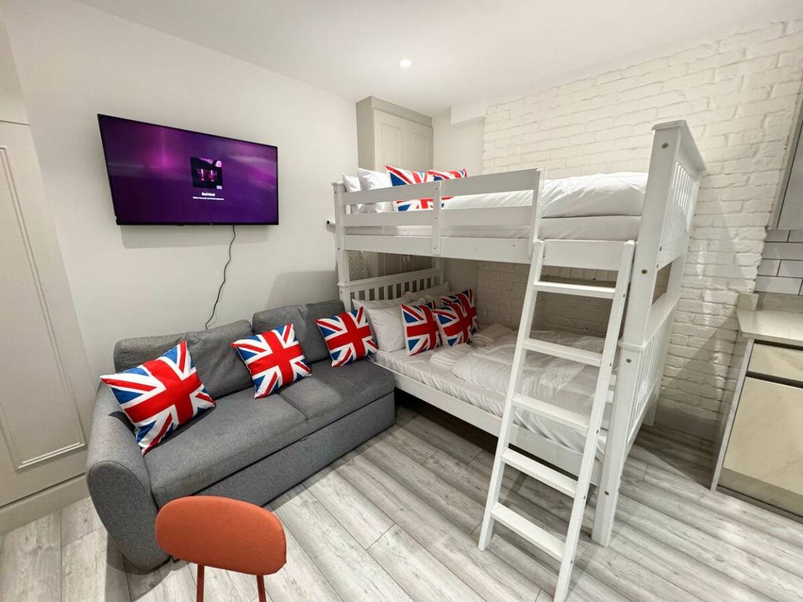 40 M² Studio Flat ∙ 1 Bedroom ∙ 4 Guests - Surbiton
