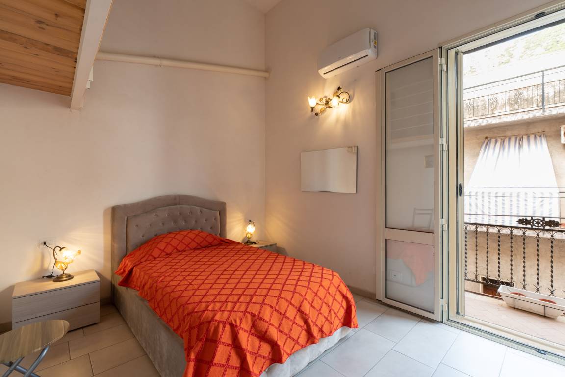 80 M² House ∙ 2 Bedrooms ∙ 5 Guests - Scopello