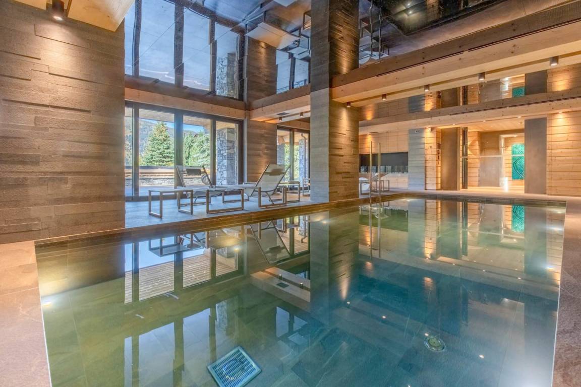 600 M² Chalet ∙ 6 Camere Da Letto ∙ 15 Ospiti - Méribel